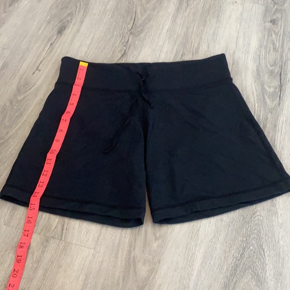 lululemon 7 inch shorts